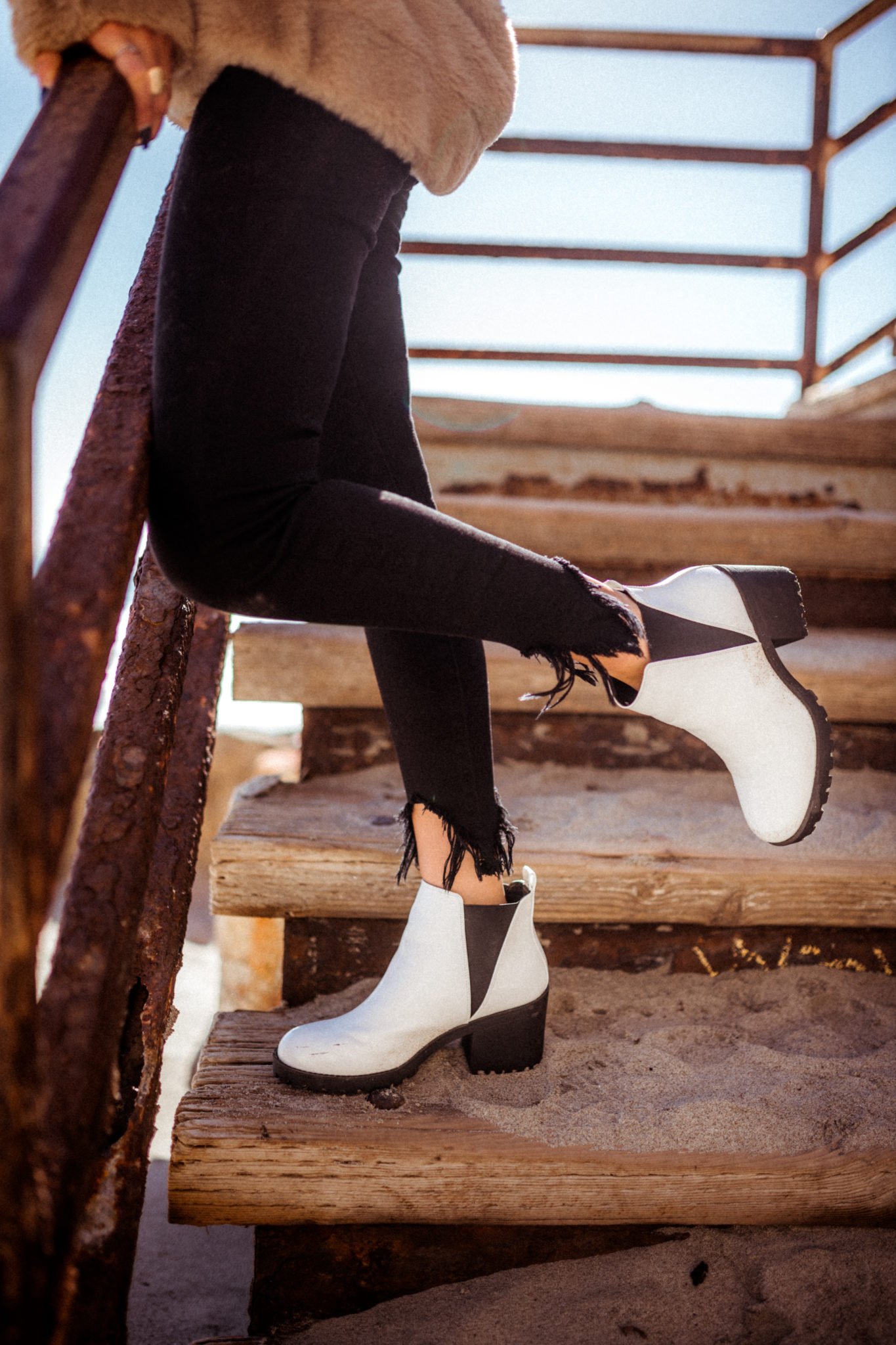 Chinese Laundry Fall/Winter Lookbook - jordanzobrist.com